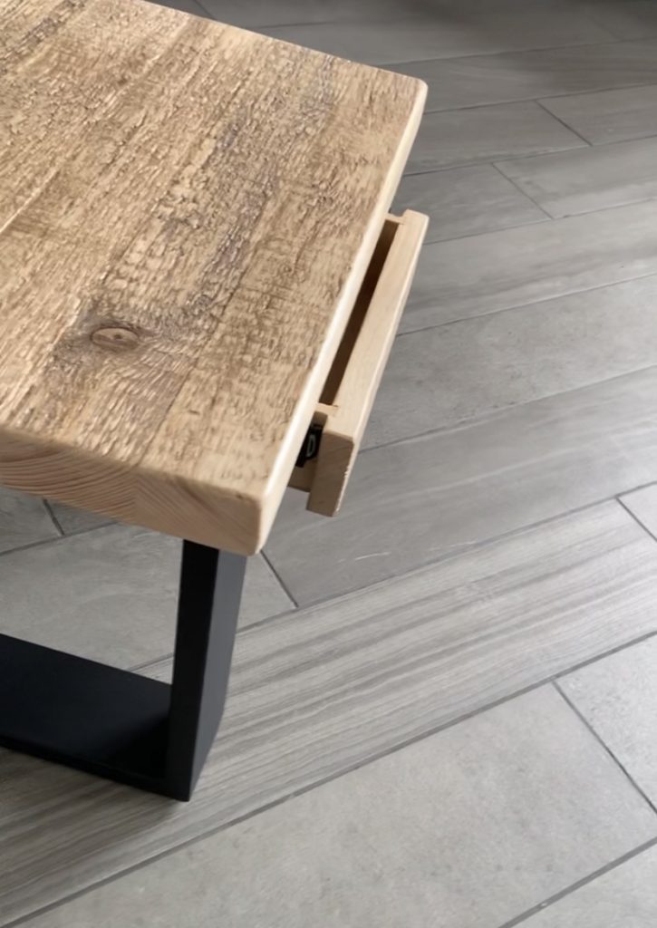 Couchtisch Baudiele Mini – DAS Holzdesign